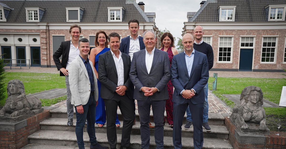 Verkoop De Jong & Van Diermen | Transactie